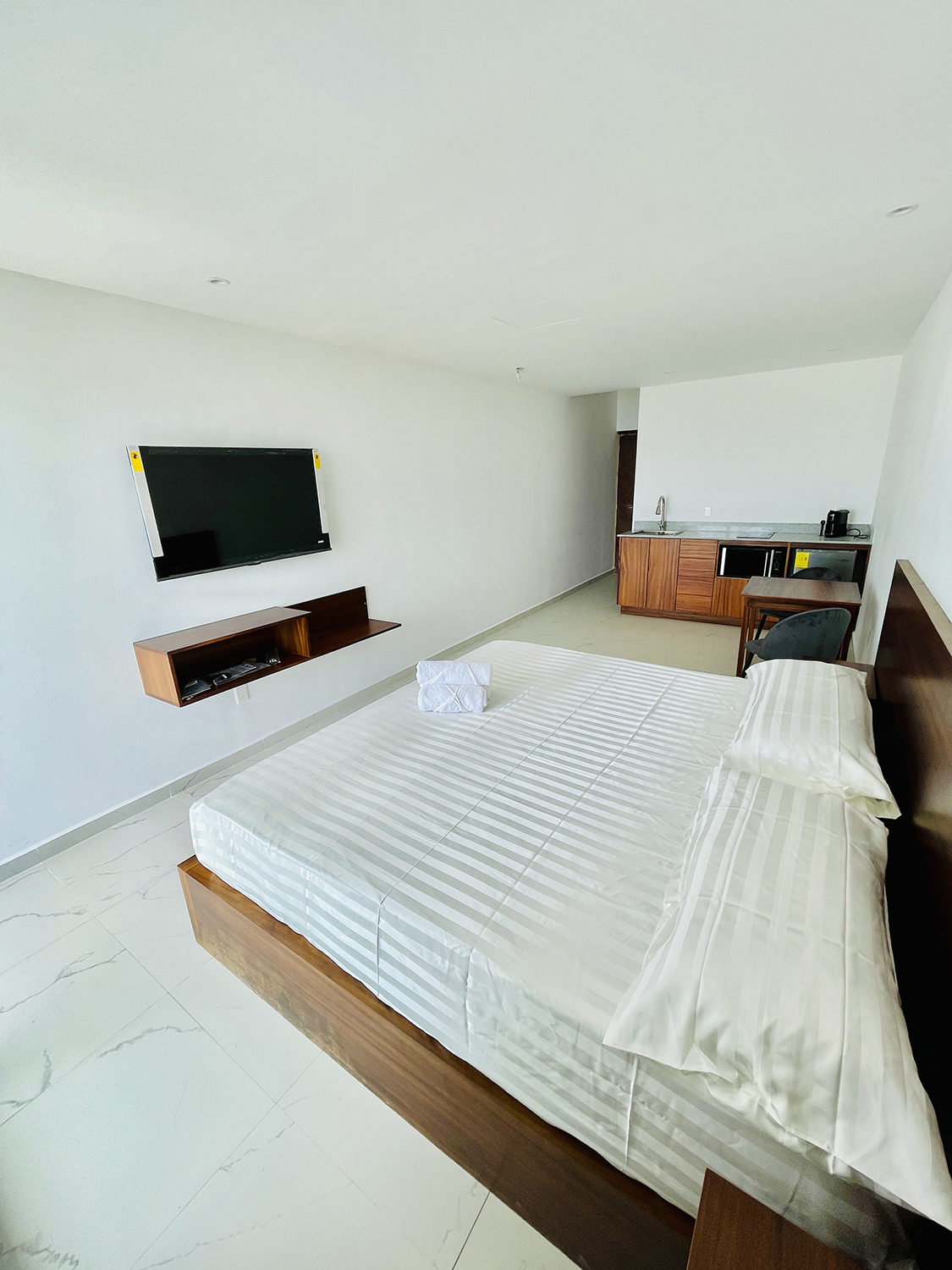 MIRAMARE,,502(31.00) - Professional Brokers Platform