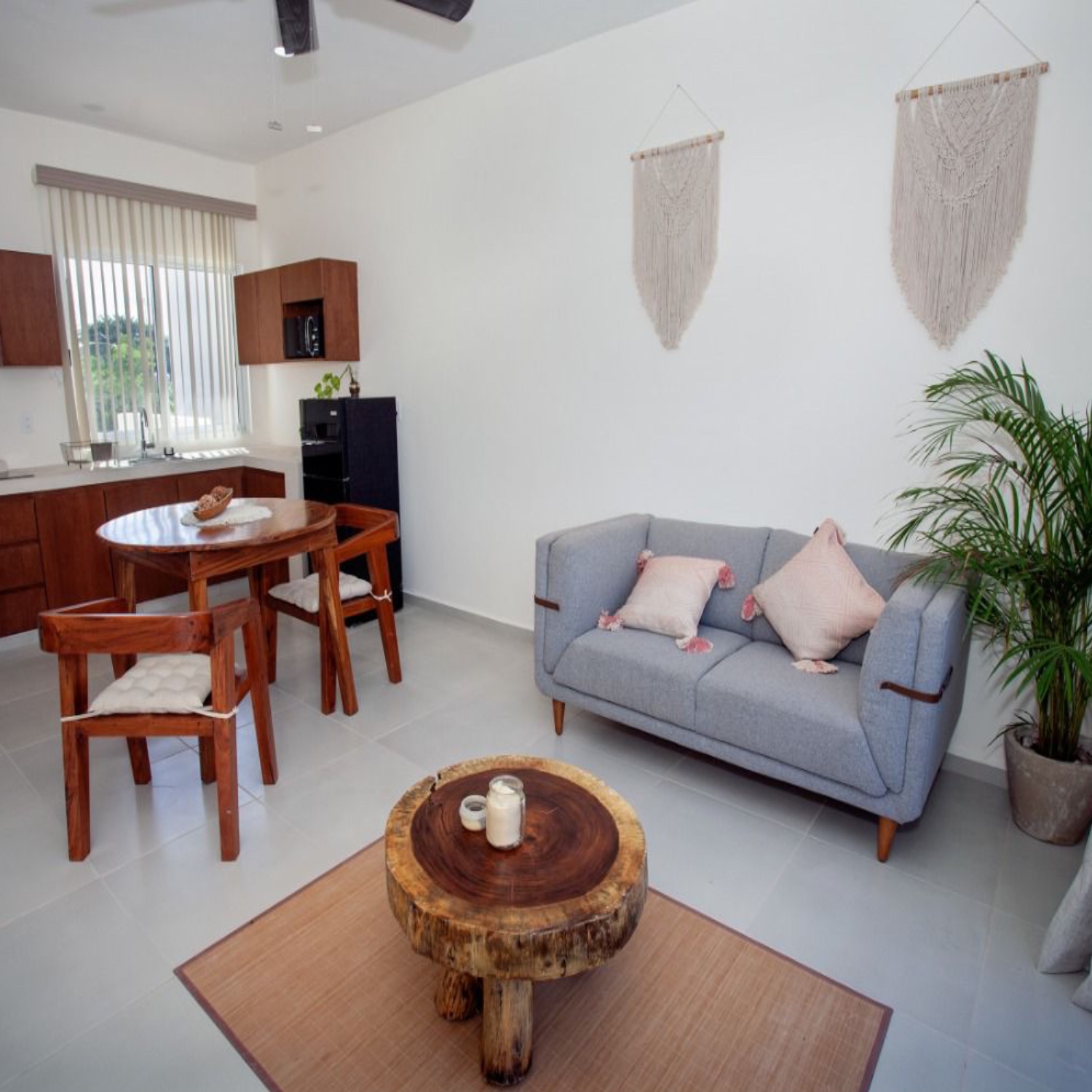 El Triangulo,1,2(54.68) - Professional Brokers Platform